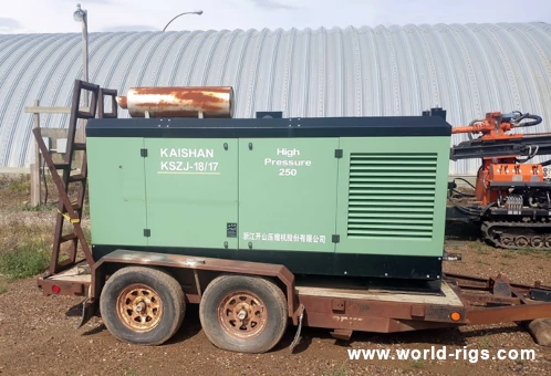 Generic Hydraulic Crawler Drill Rig and Air Compressor - For Sale, Land ...